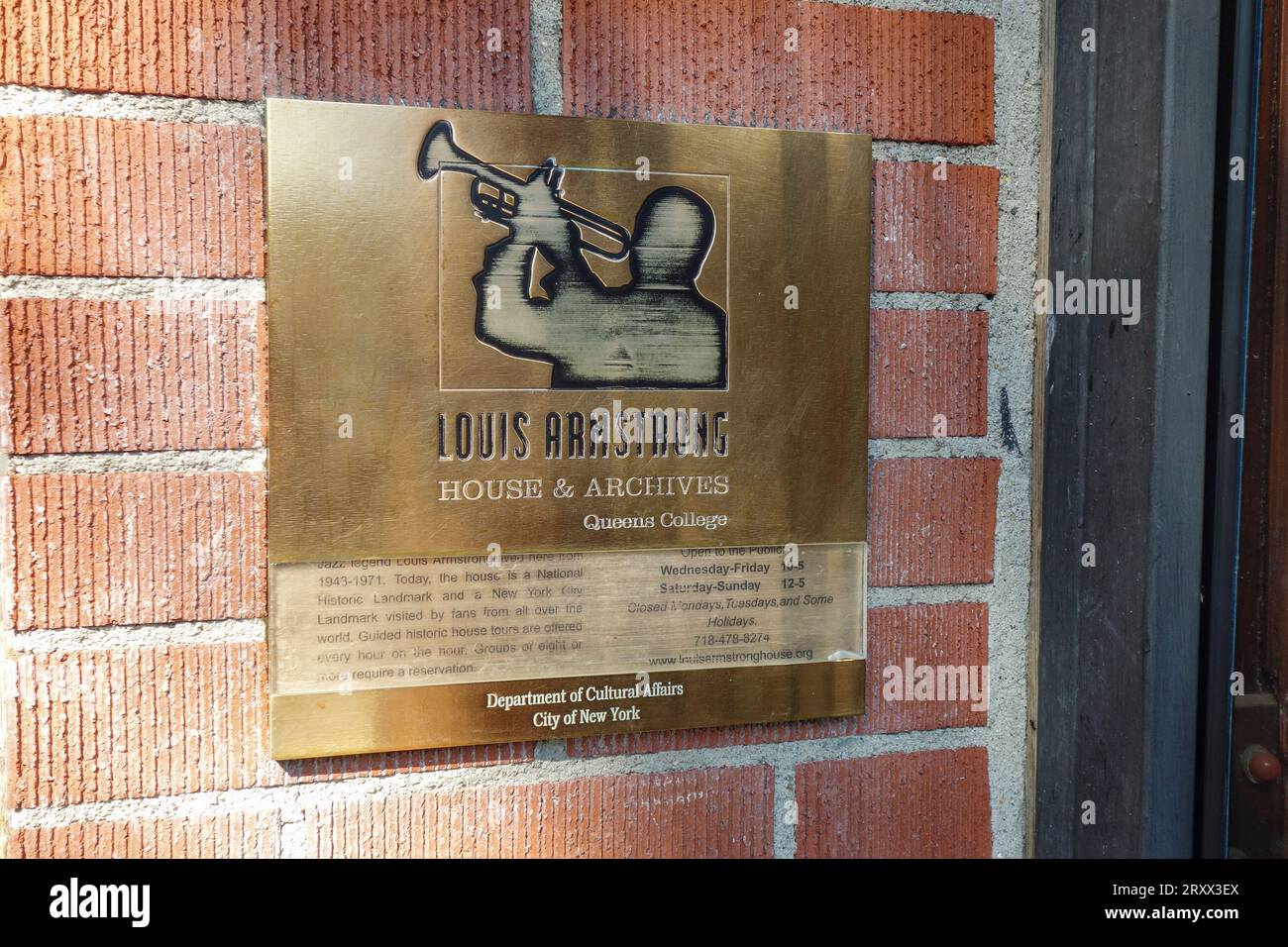 Plaque on the Louis Armstrong House museum in Corona,Queens,New York ...