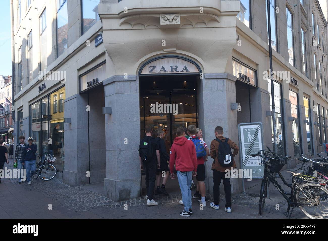 Zrsa hi-res stock photography and images - Alamy