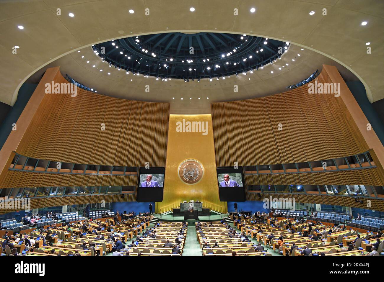 (230927) -- UNITED NATIONS, Sept. 27, 2023 (Xinhua) -- UN General Assembly President Dennis ...