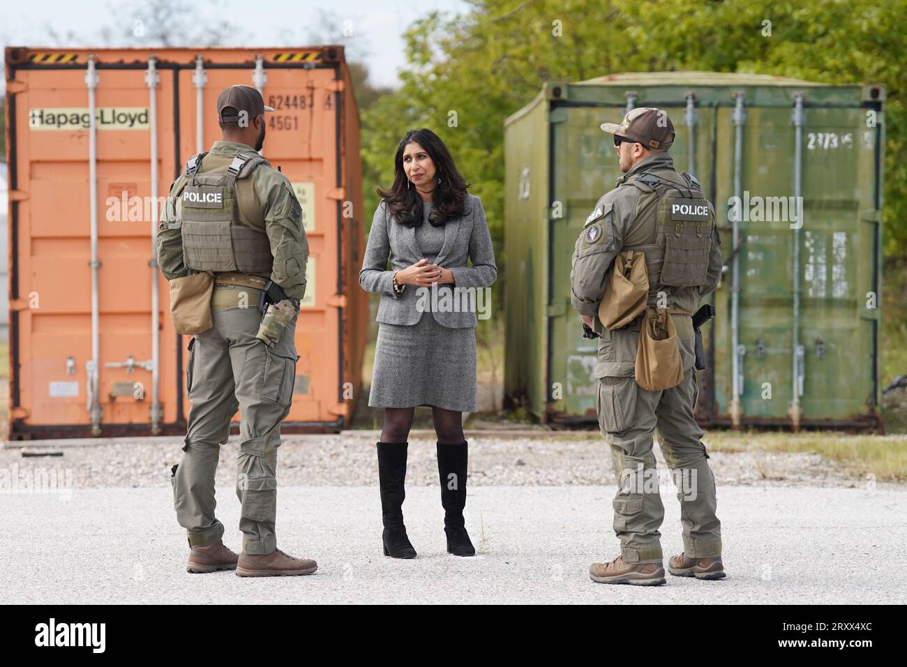 Home Secretary Suella Braverman talks with Drug Enforcement Agents ...