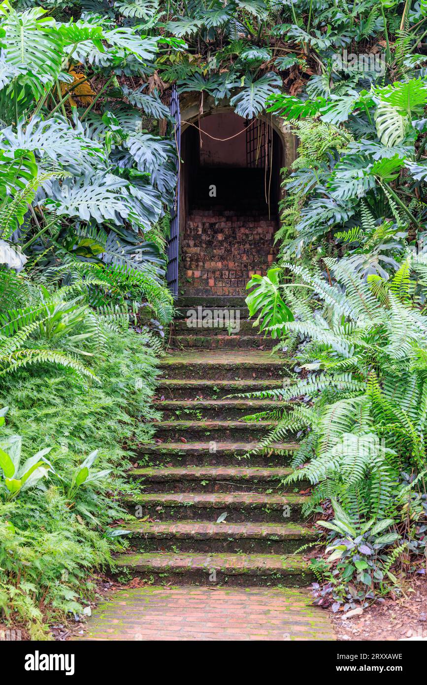 Battlebox entrance at Fort Canning Park, Singapore Stock Photo - Alamy