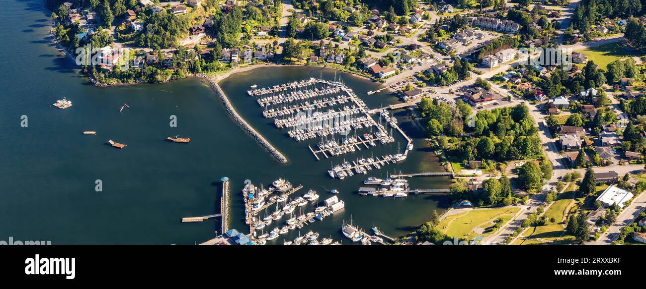 Gibsons aerial hi-res stock photography and images - Alamy