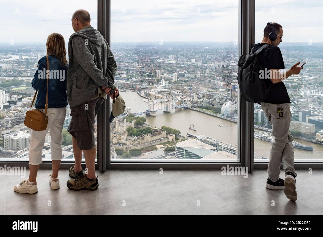 London, UK. 27 September 2023. Visitors take in the impressive view ...