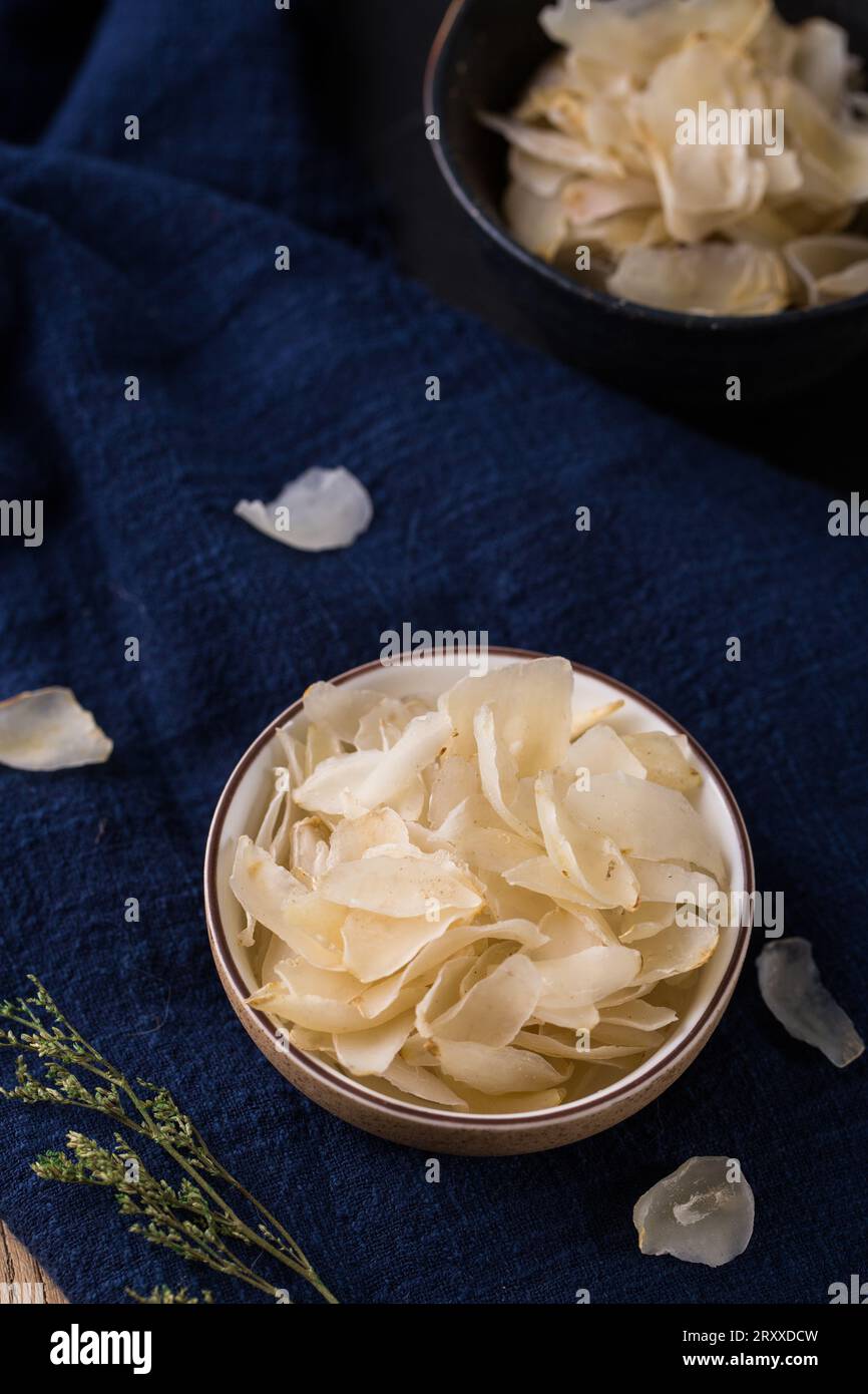 Freshness raw lily Bulbs for healthy food, Dried lily Bulbs Stock Photo ...