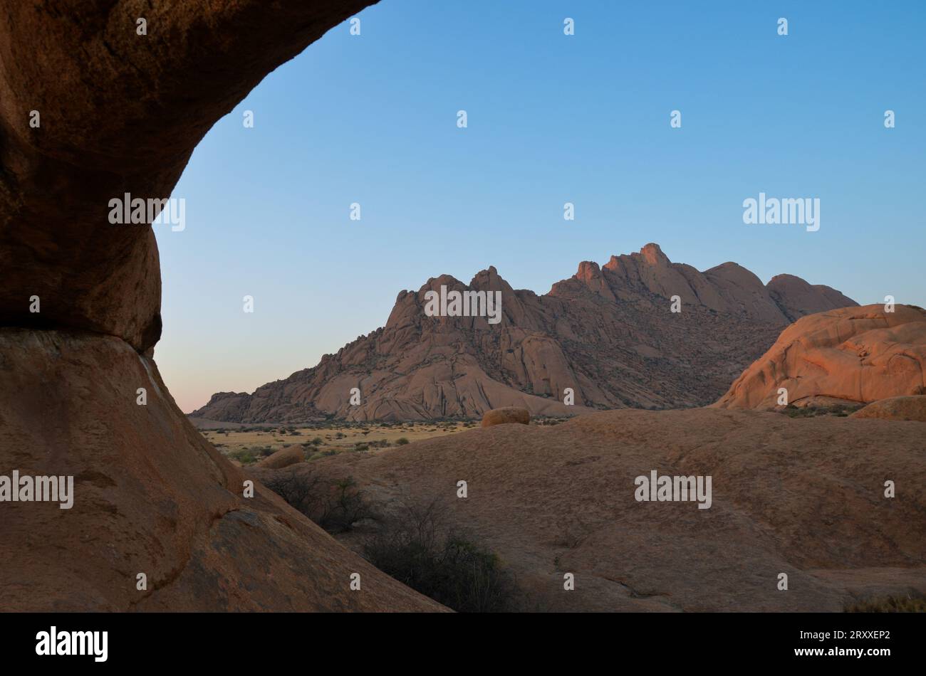 natural arch in Spitzkoppe area, namibia Stock Photo - Alamy