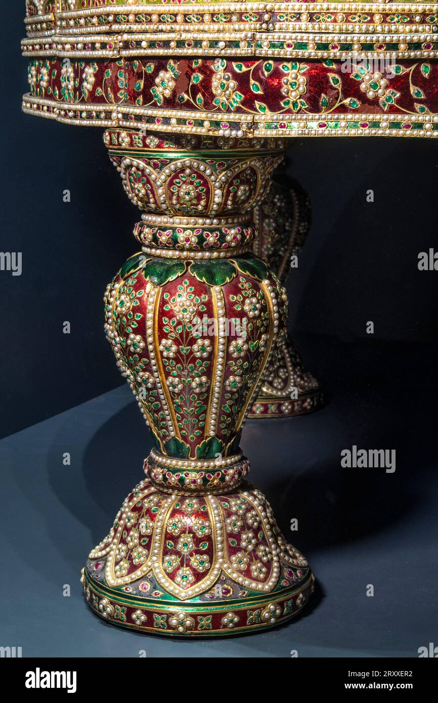 Imperial Treasury Section of Topkapi Palace, Istanbul, Turkey Stock ...