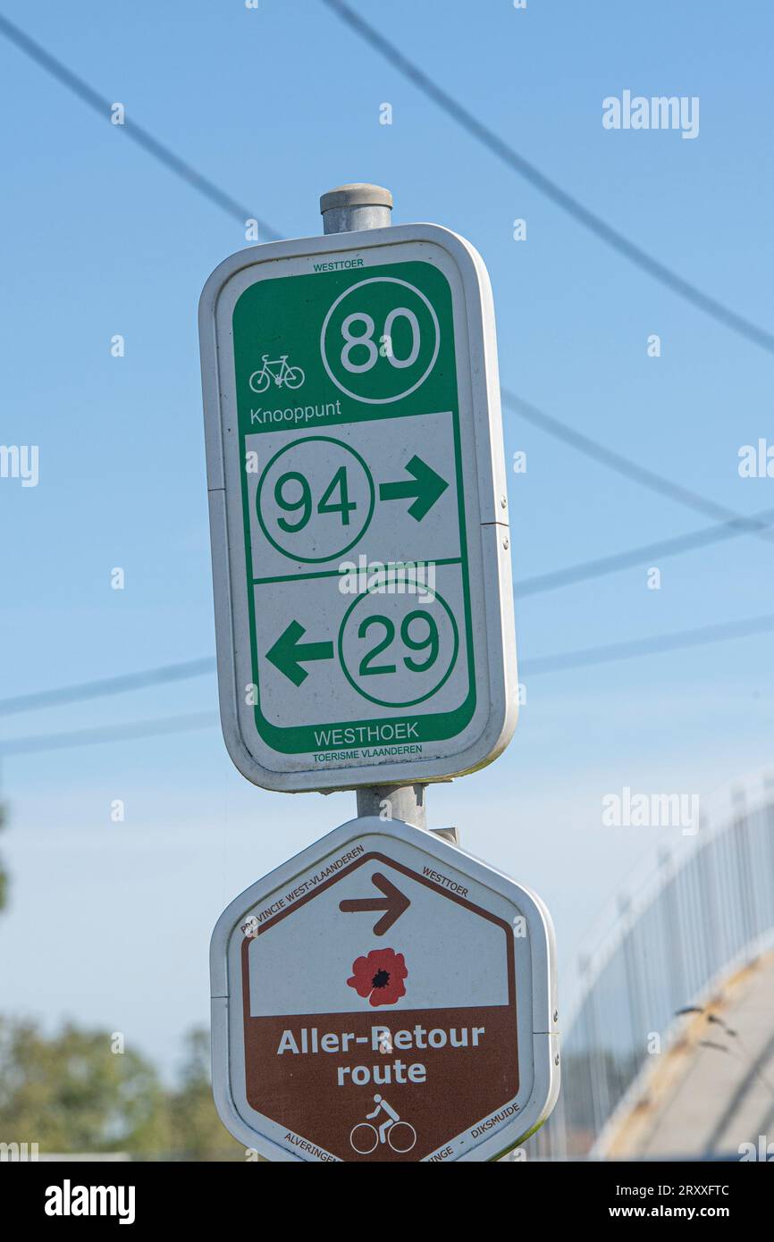 Public right of way route hi-res stock photography and images - Alamy
