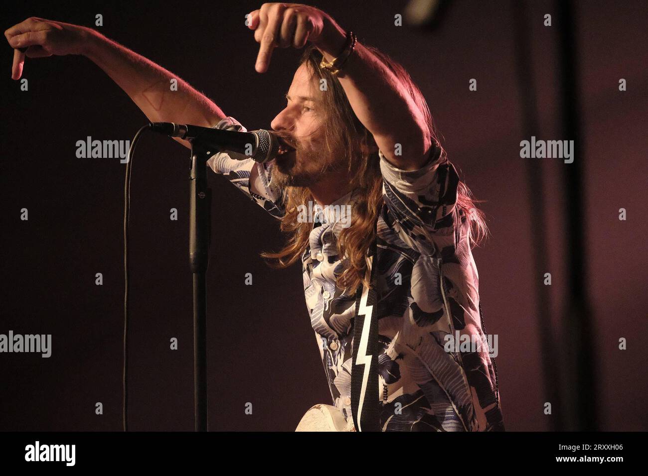 022.7.2023 xkhx Kassel, Kulturzelt Konzert Sophie Hunger und Bonaparte ...