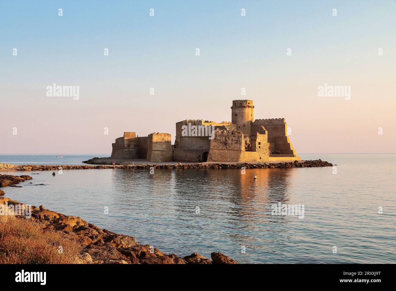 View of the scenic Aragonese Castle, Le Castella on the Ionian Sea in ...