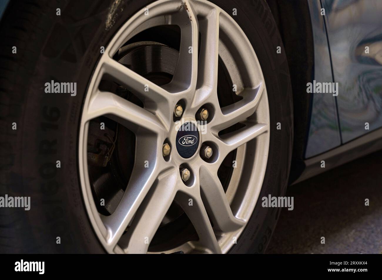 Rim business logo hi-res stock photography and images - Alamy