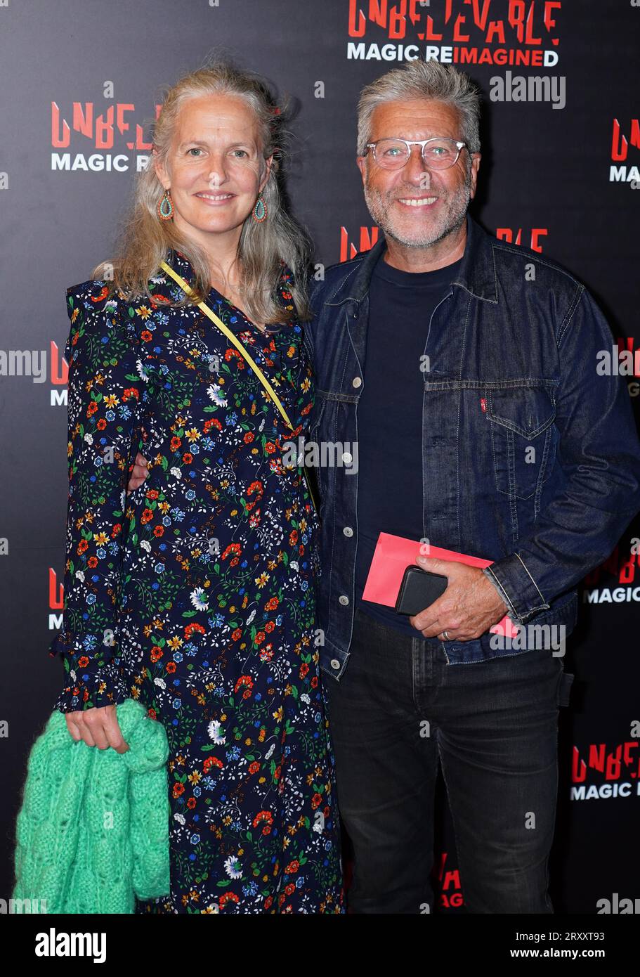 Derren fox hi-res stock photography and images - Alamy