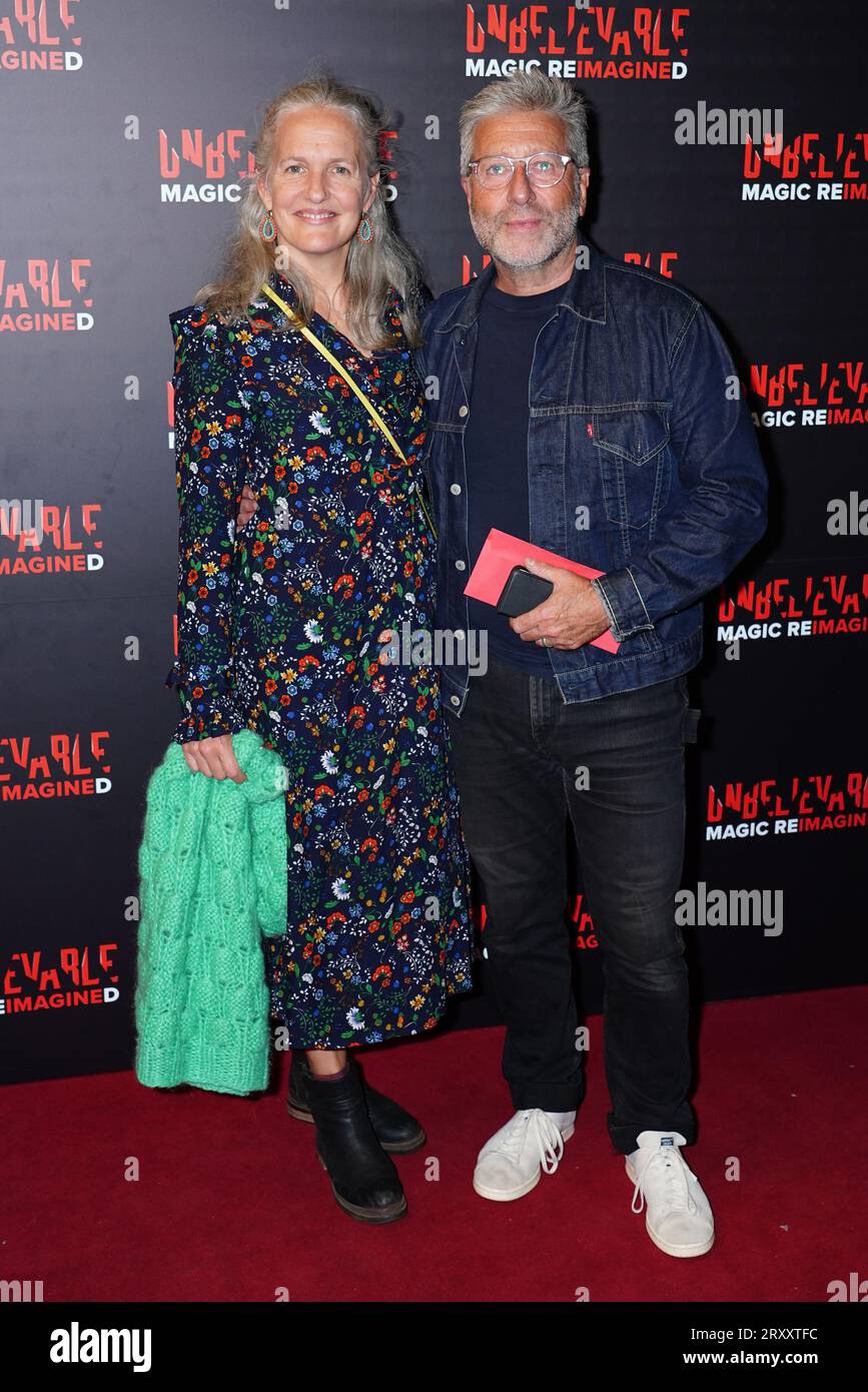 Derren fox hi-res stock photography and images - Alamy