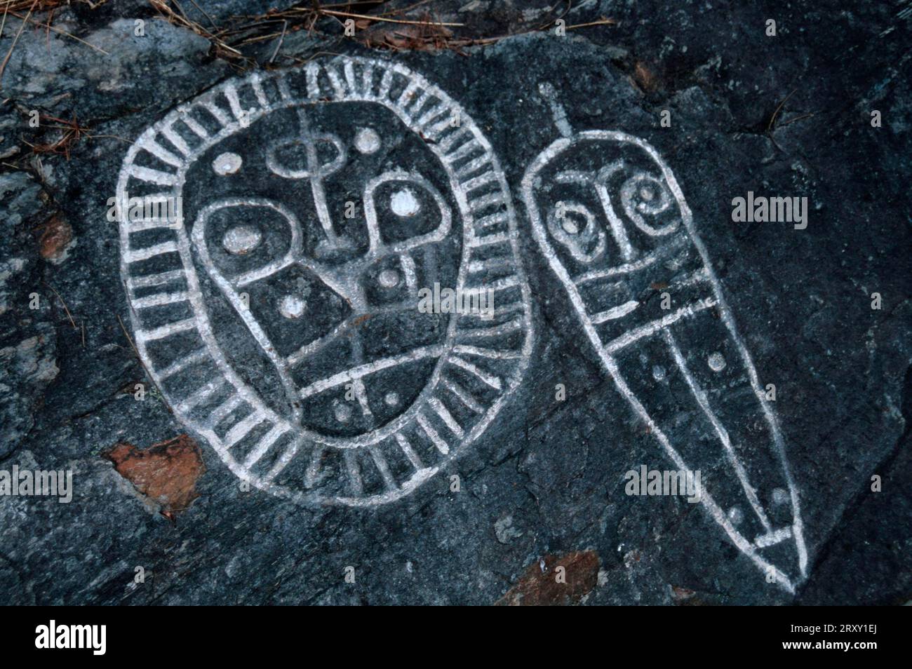 Petroglyph, depiction of a chaman house and coat of arms, Piedras ...