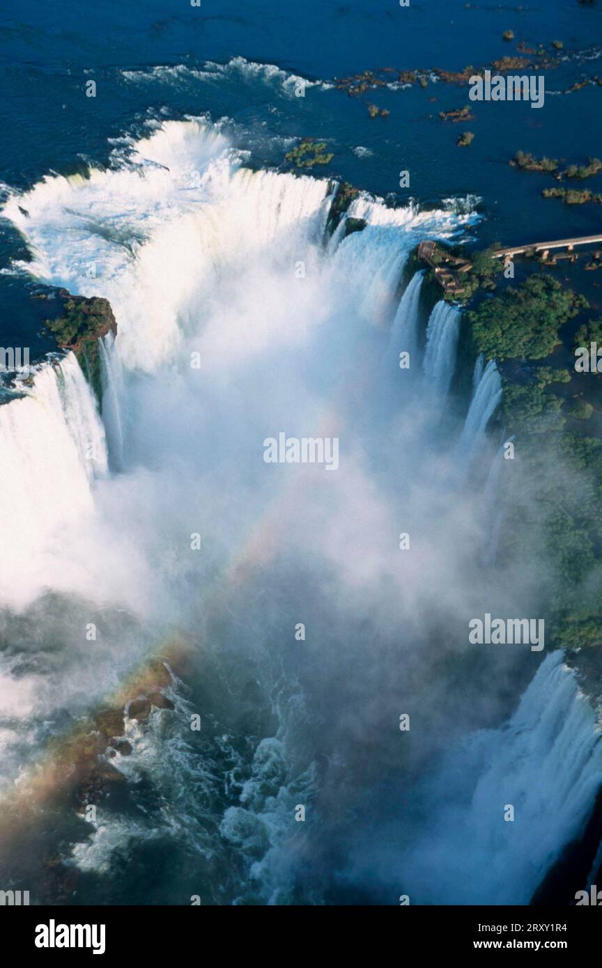 Iguazu falls and Devil's throat, Brazil, Garganta del Diablo, province ...