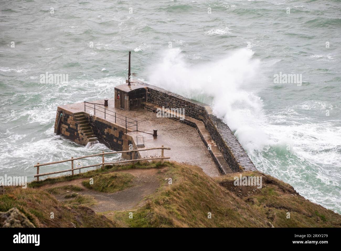 Mullion Cove, UK. 27th September 2023. Waves from Storm Agnes crash ...
