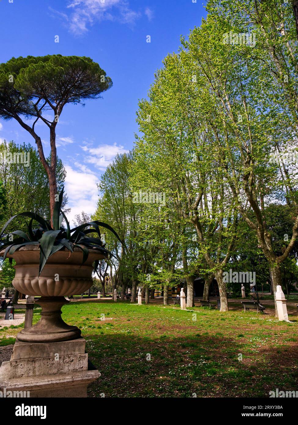 Ornamental gardens in villa hi-res stock photography and images - Alamy