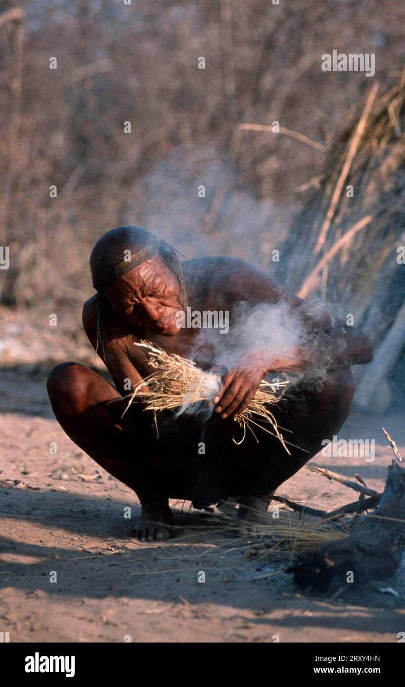 Bushman making fire, africa, San, Bushmen, Bushmen, people, people, man ...