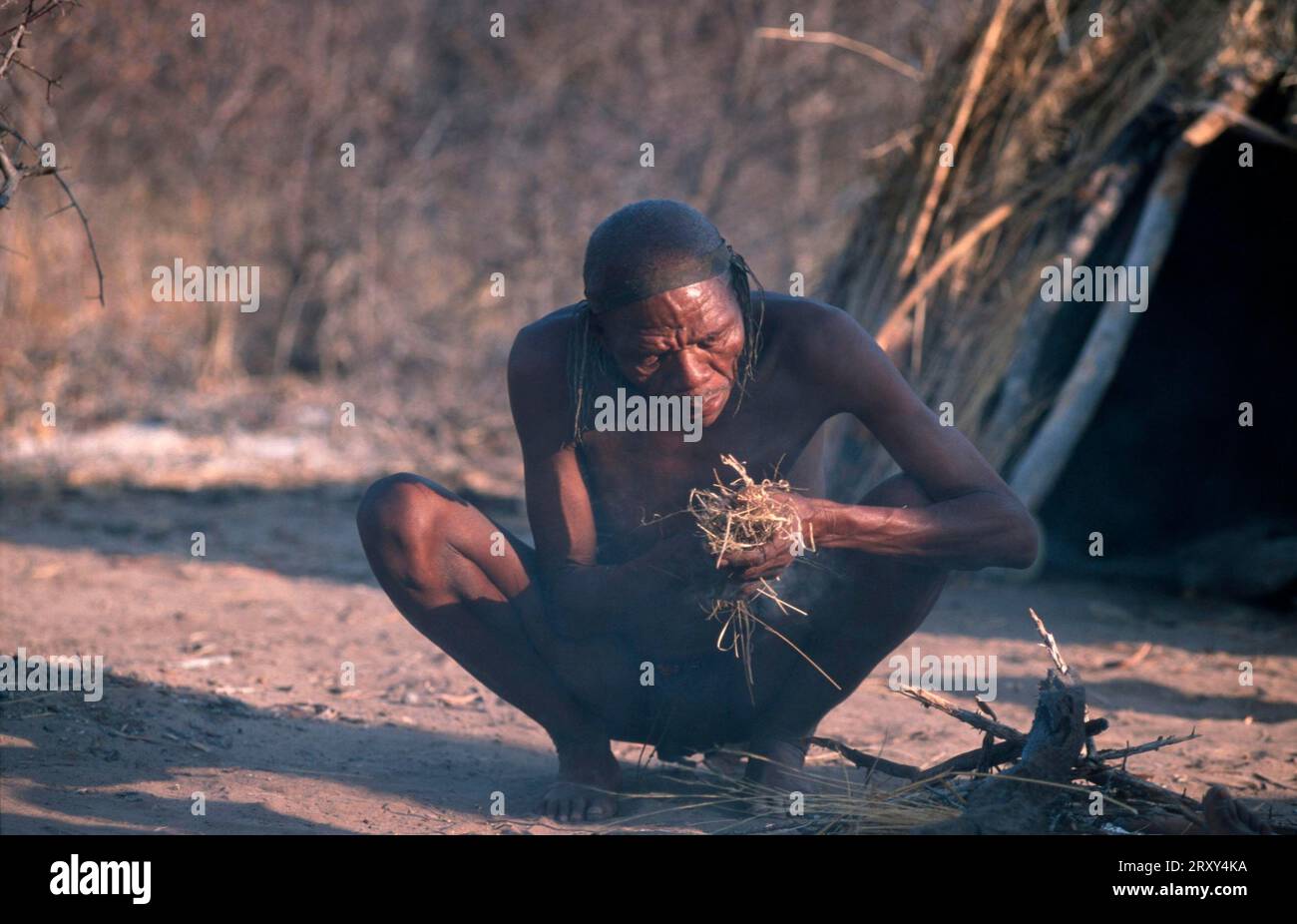 Bushman making fire, africa, San, Bushmen, Bushmen, people, people, man ...