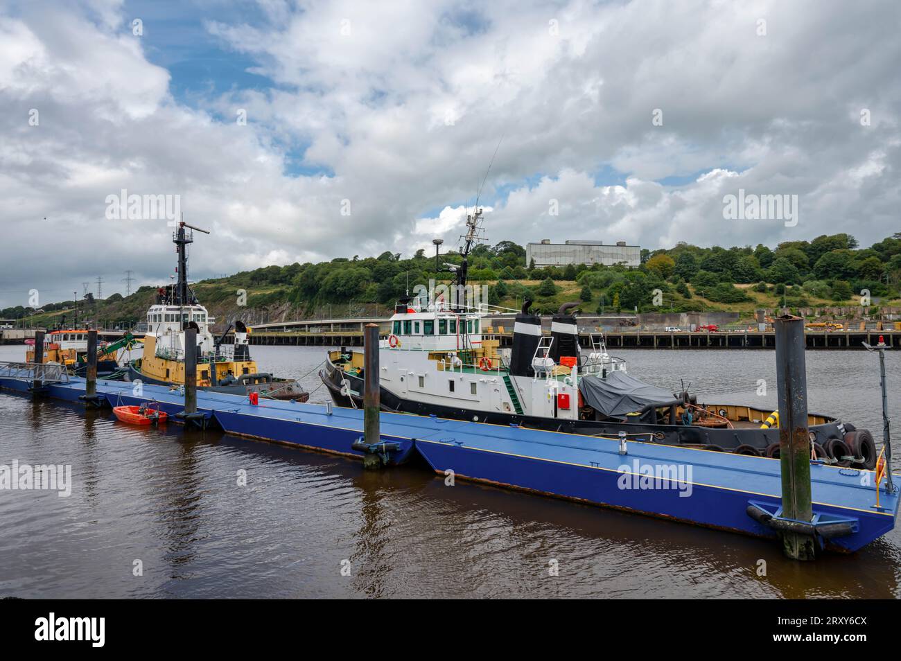 Waterford quay hi-res stock photography and images - Alamy