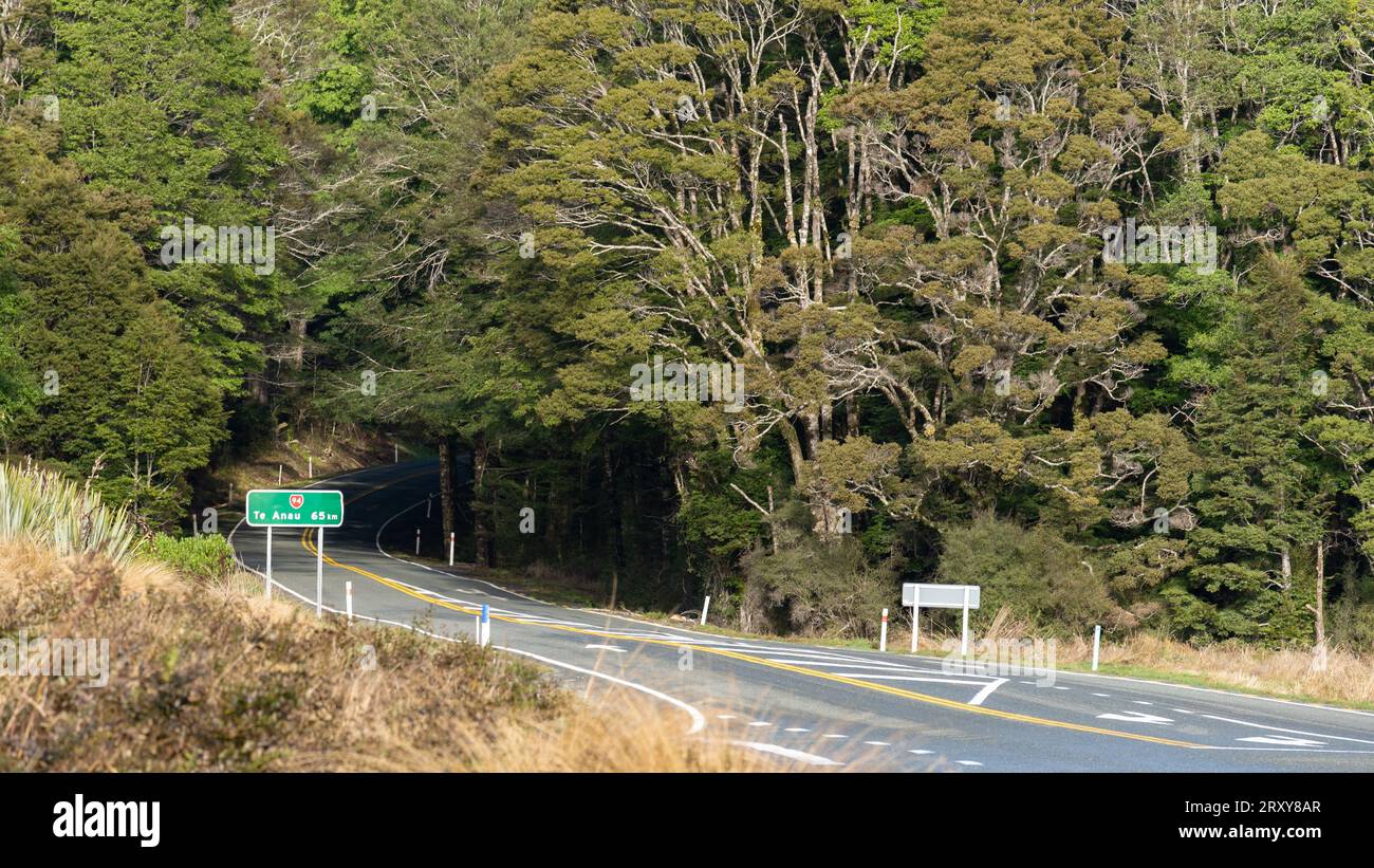 The Milford Road, the scenic byway to the Milford Sound, Southland, New ...