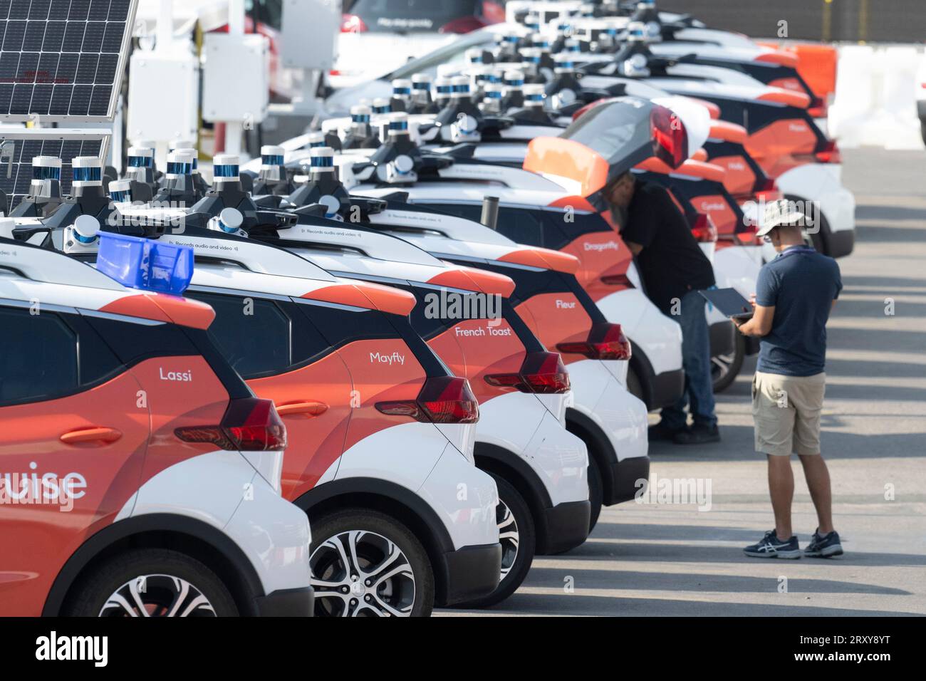 Autonomous ride hailing unit hi-res stock photography and images - Alamy