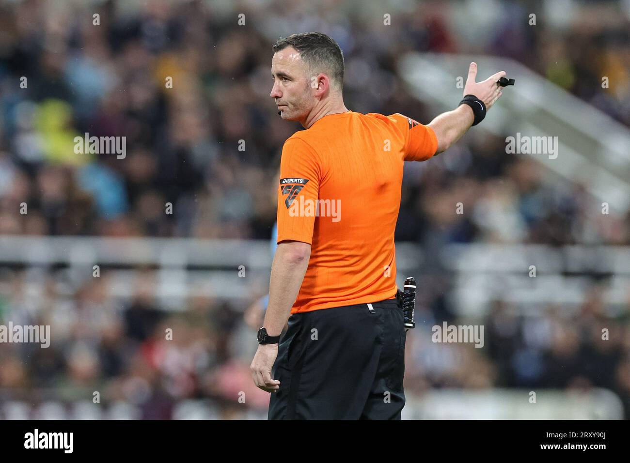 Referee Chris Kavanagh during the Carabao Cup Third Round match ...