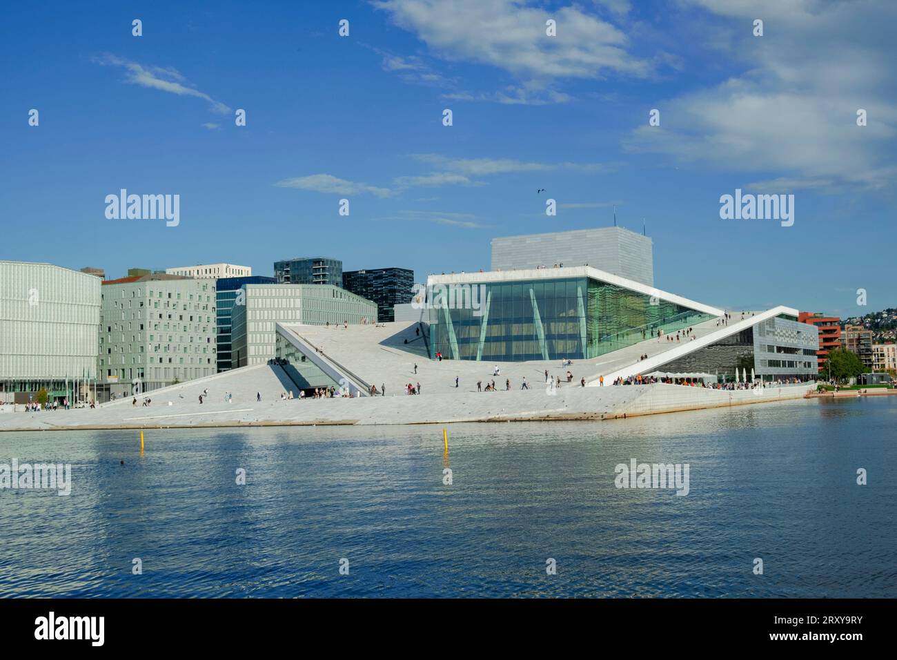 Oslo opera house exterior beautiful hi-res stock photography and images ...