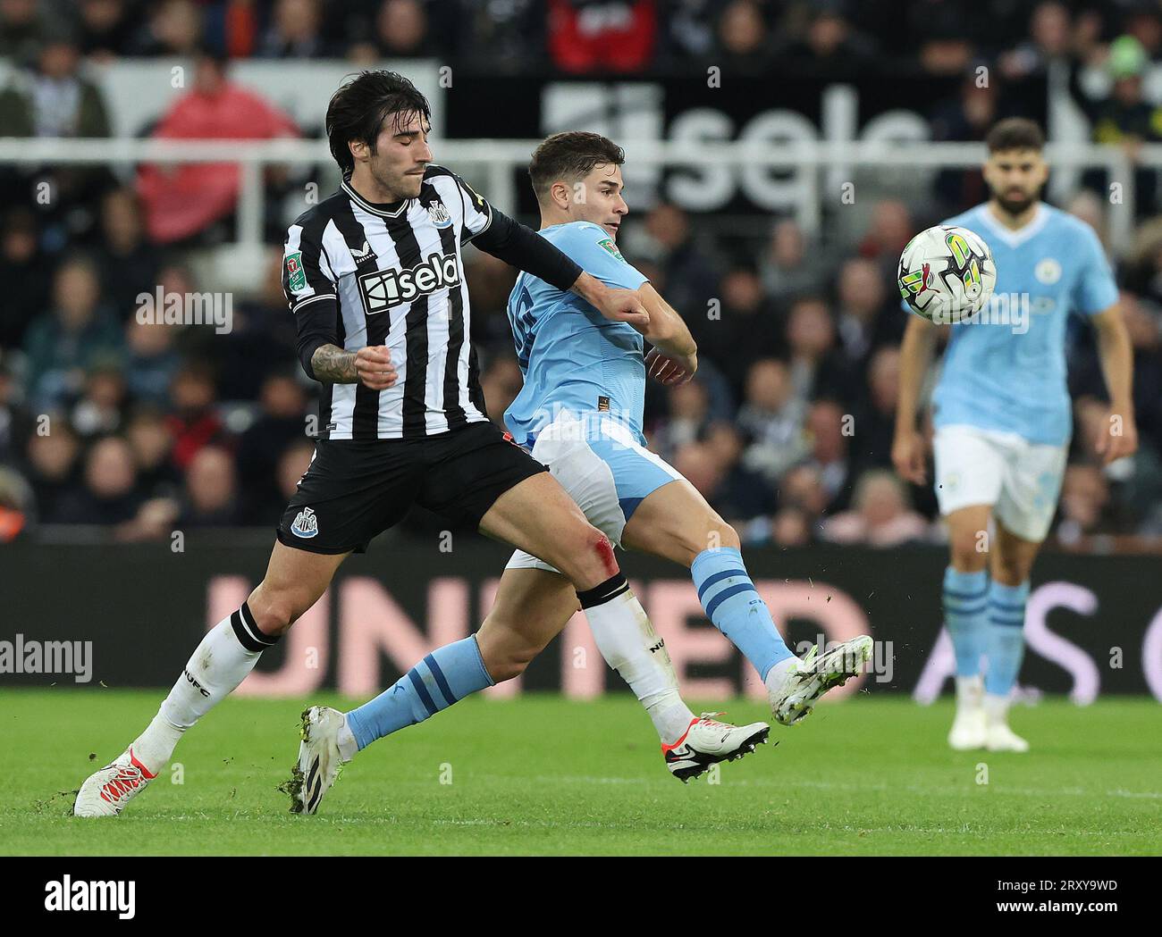 Sandro tonali 2023 england hi-res stock photography and images - Alamy