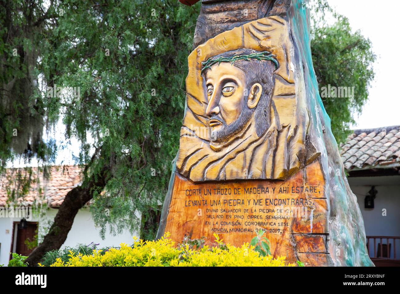 Divino salvador de la piedra de iza hi-res stock photography and images ...