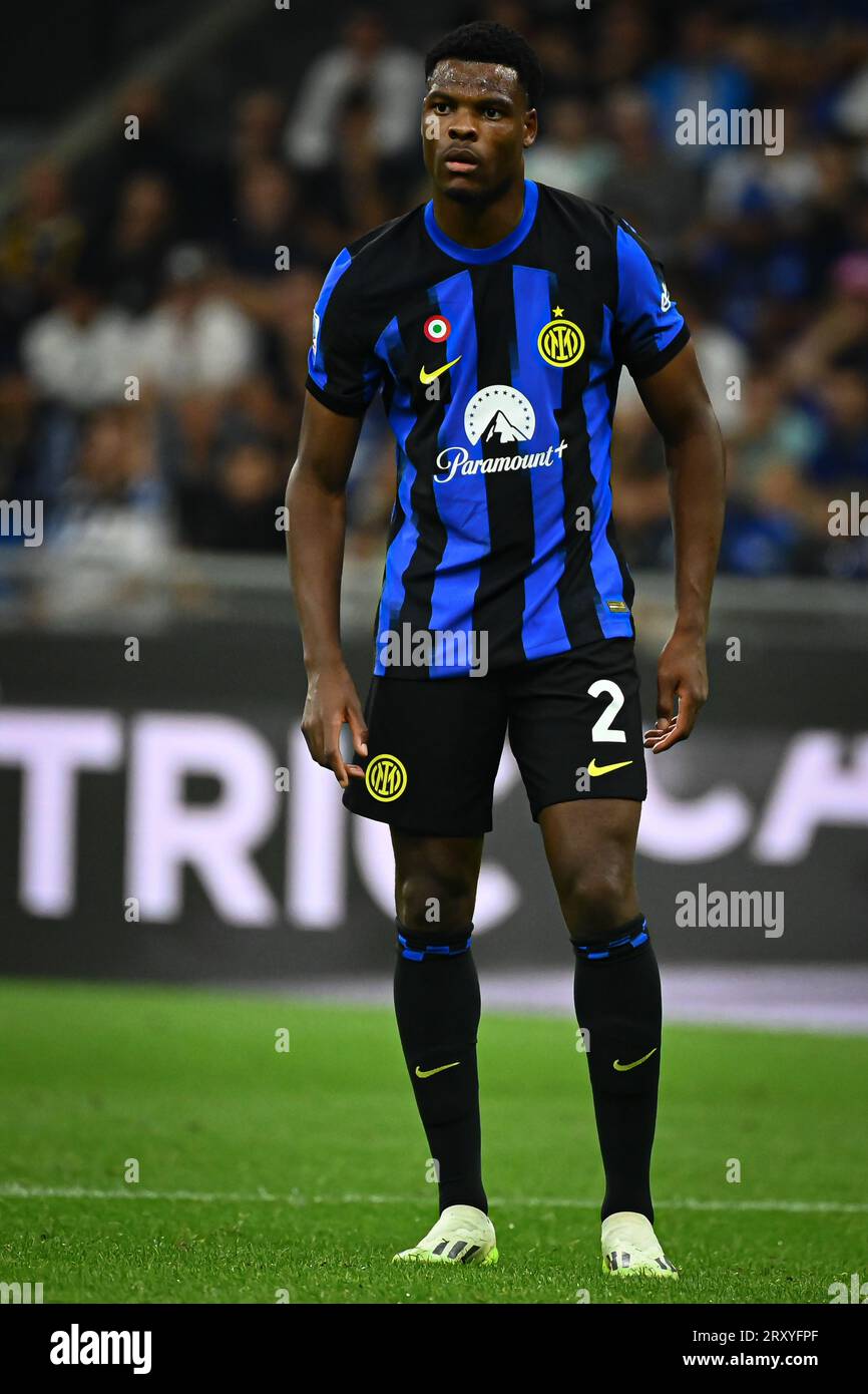 Thuram inter denzel hi-res stock photography and images - Alamy