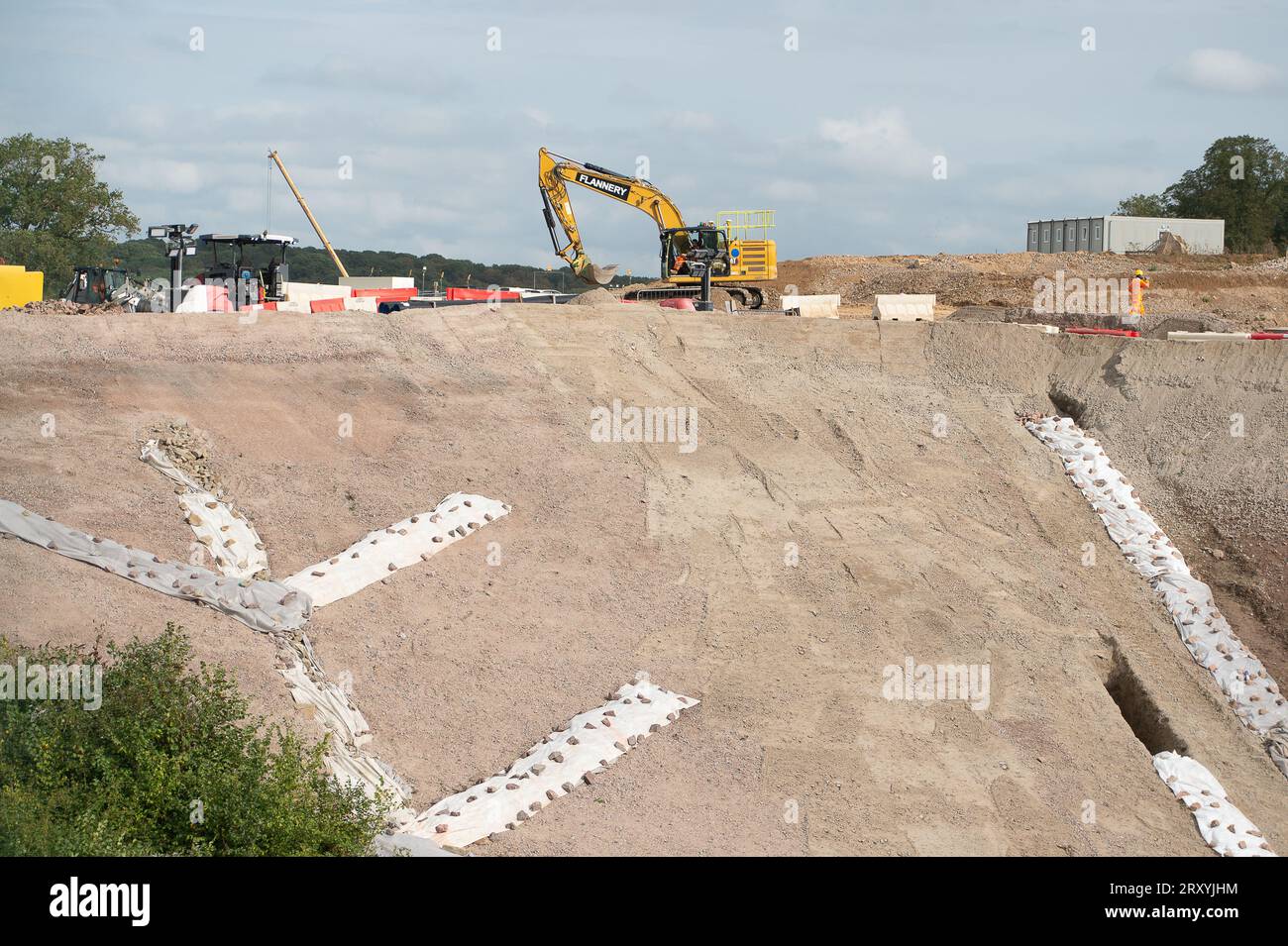 Harefield, UK. 27th September, 2023. HS2 works building up an ...