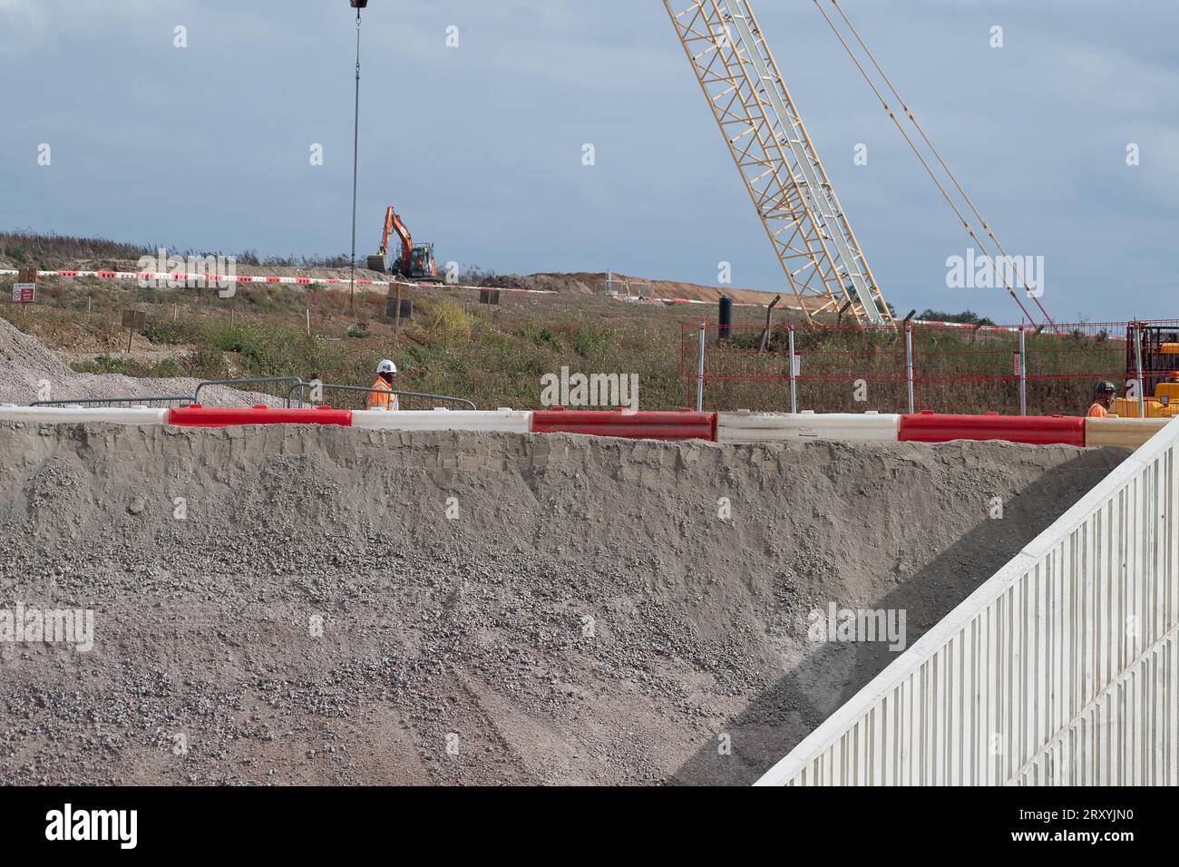 Harefield, UK. 27th September, 2023. HS2 works building up an ...