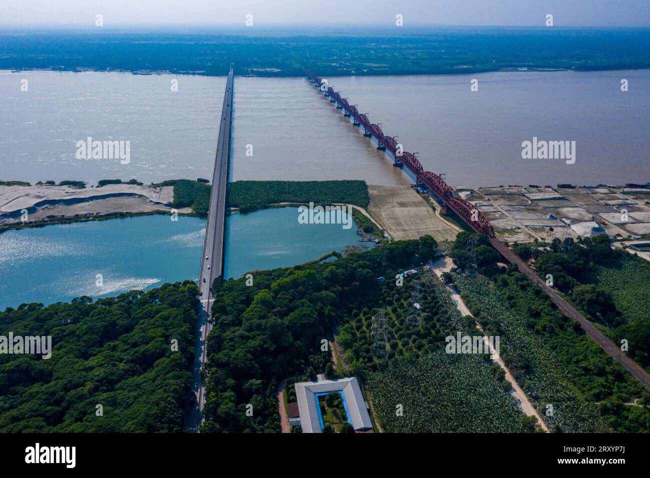 Aerial view of the Lalon Shah Bridge and Hardinge Bridge over the Padma ...