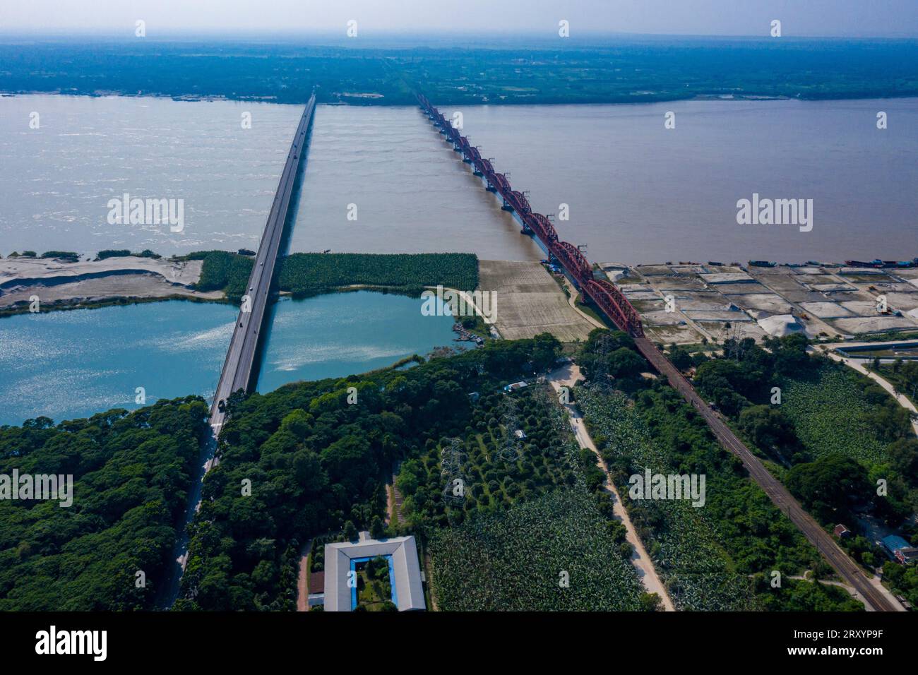 Aerial view of the Lalon Shah Bridge and Hardinge Bridge over the Padma ...
