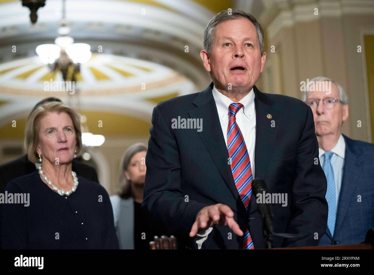 Steve daines hi-res stock photography and images - Alamy
