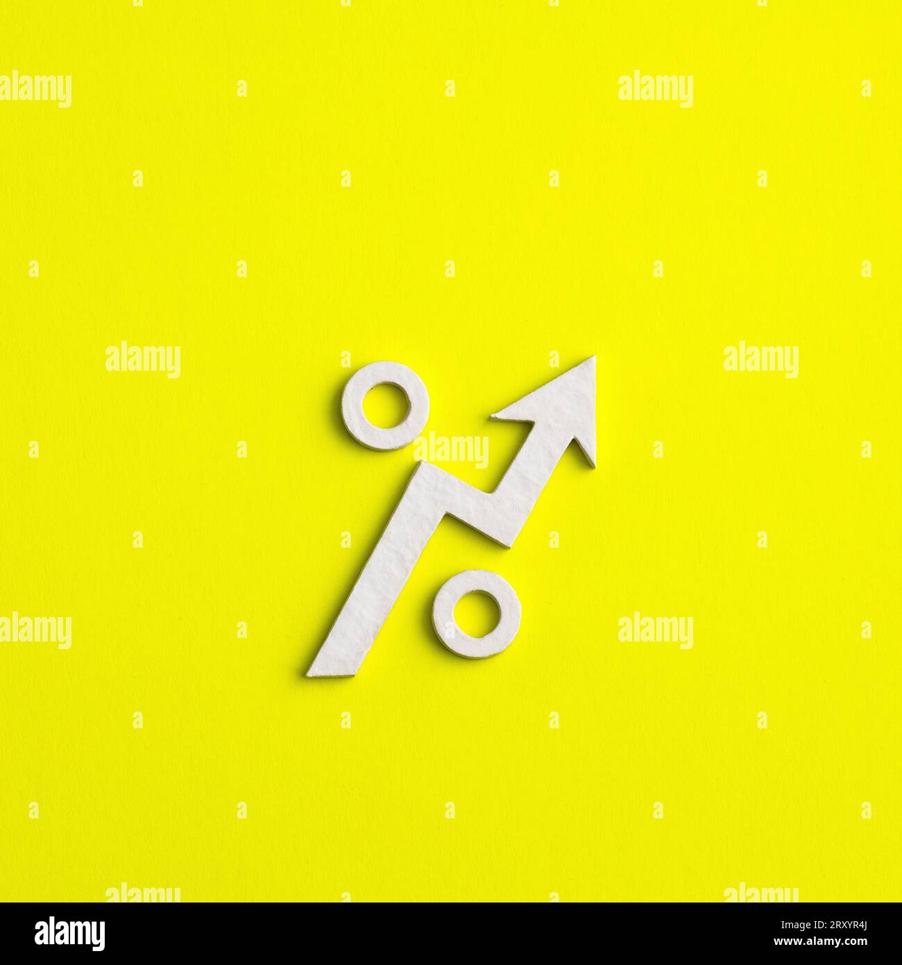 Percentage icon on yellow background - Business concept Stock Photo - Alamy