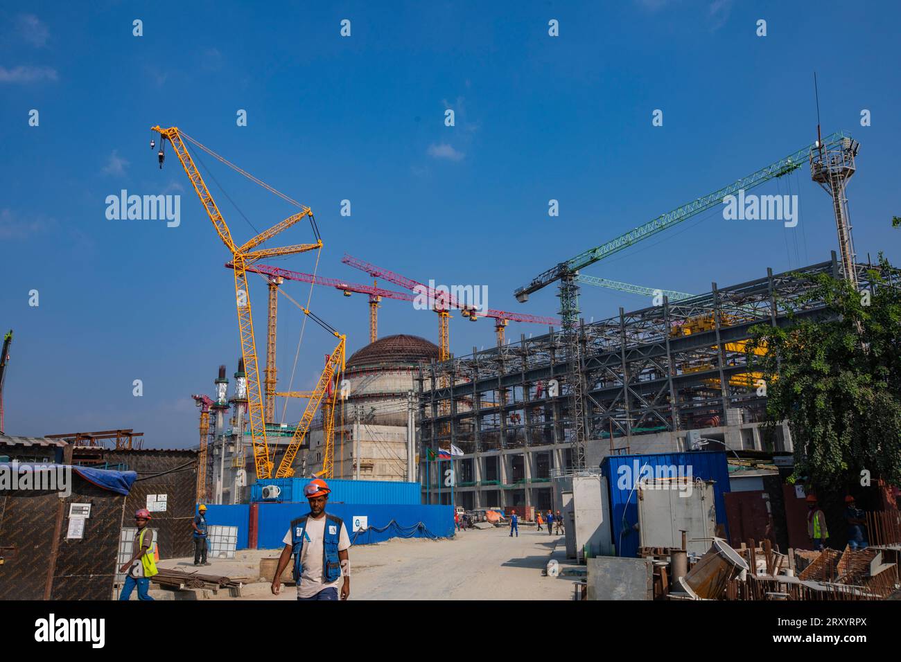 Construction of the Rooppur Nuclear Power Plant, a 2.4 GWe nuclear power plant in Bangladesh ...