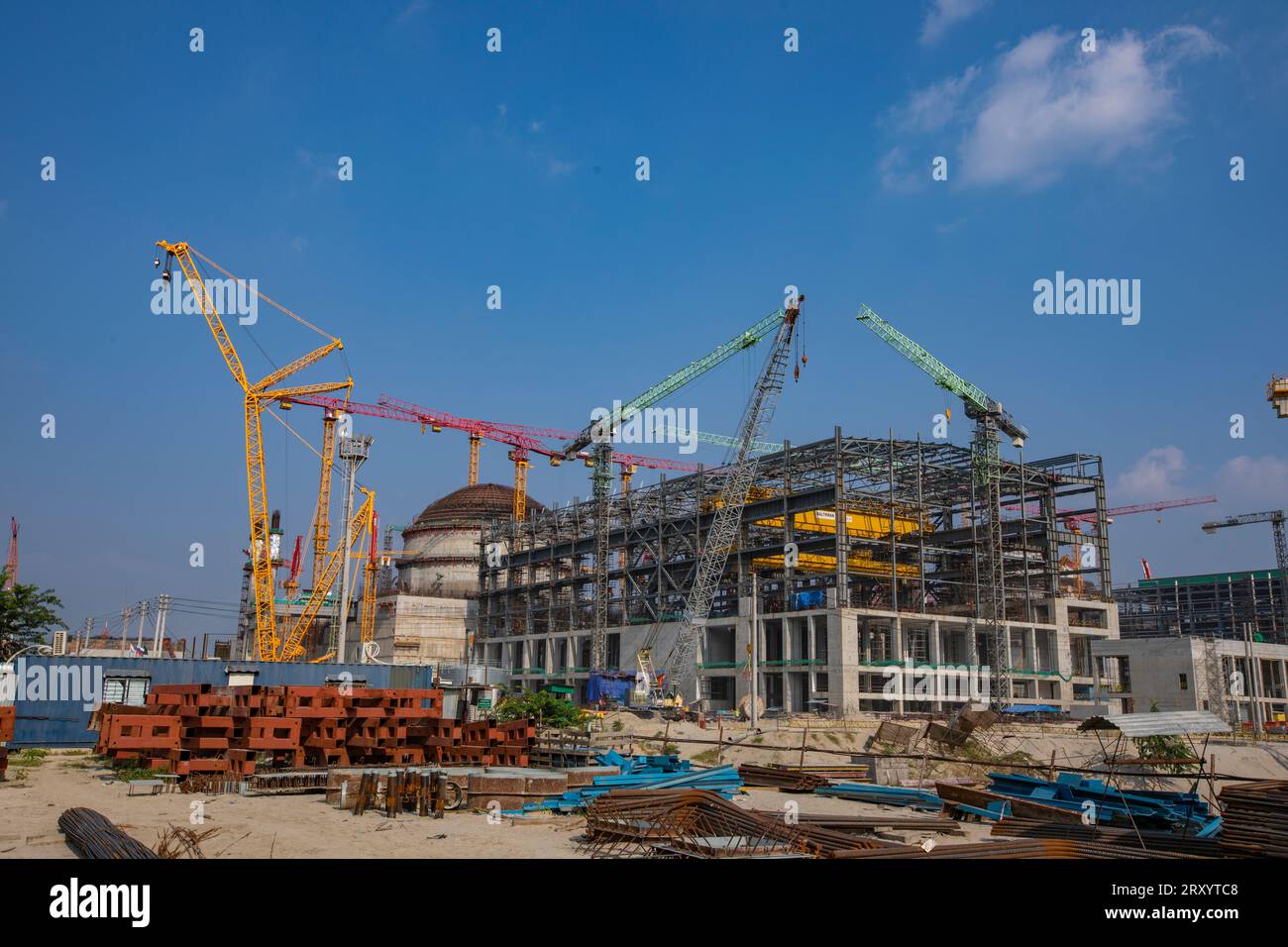 Construction of the Rooppur Nuclear Power Plant, a 2.4 GWe nuclear power plant in Bangladesh ...
