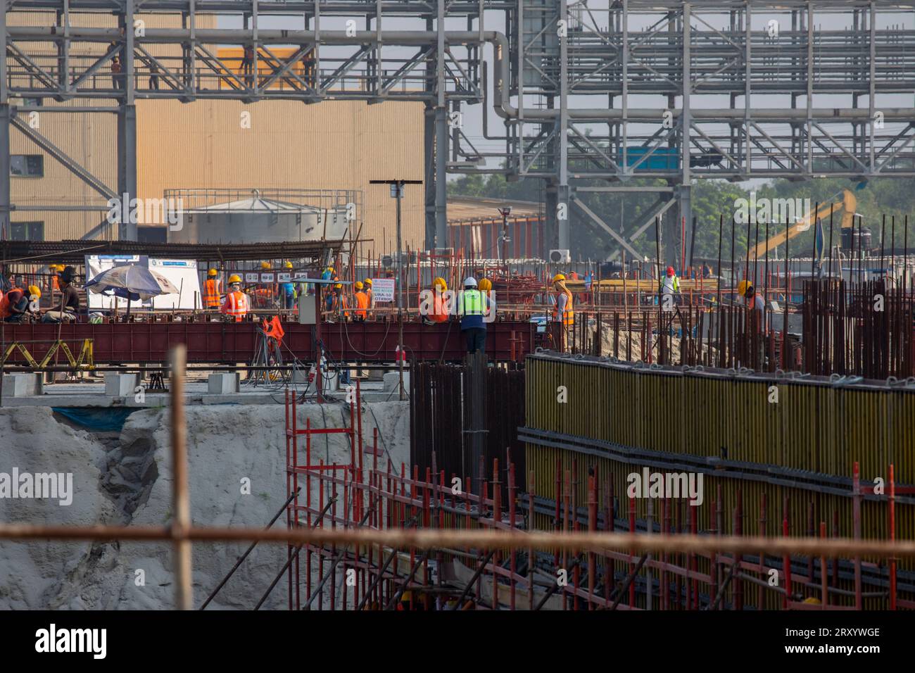 Construction of the Rooppur Nuclear Power Plant, a 2.4 GWe nuclear ...