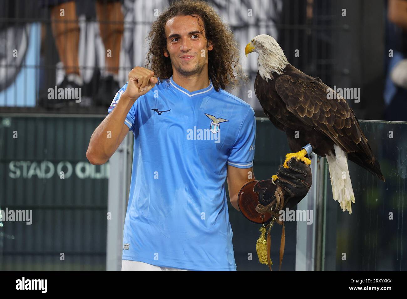 Eagles of rome hi-res stock photography and images - Alamy