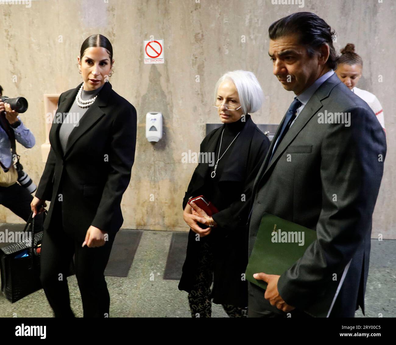 Zoe app hi-res stock photography and images - Alamy