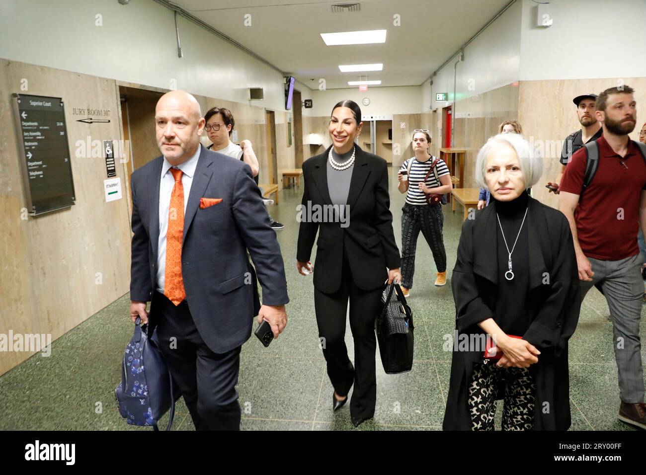 Zoe app hi-res stock photography and images - Alamy