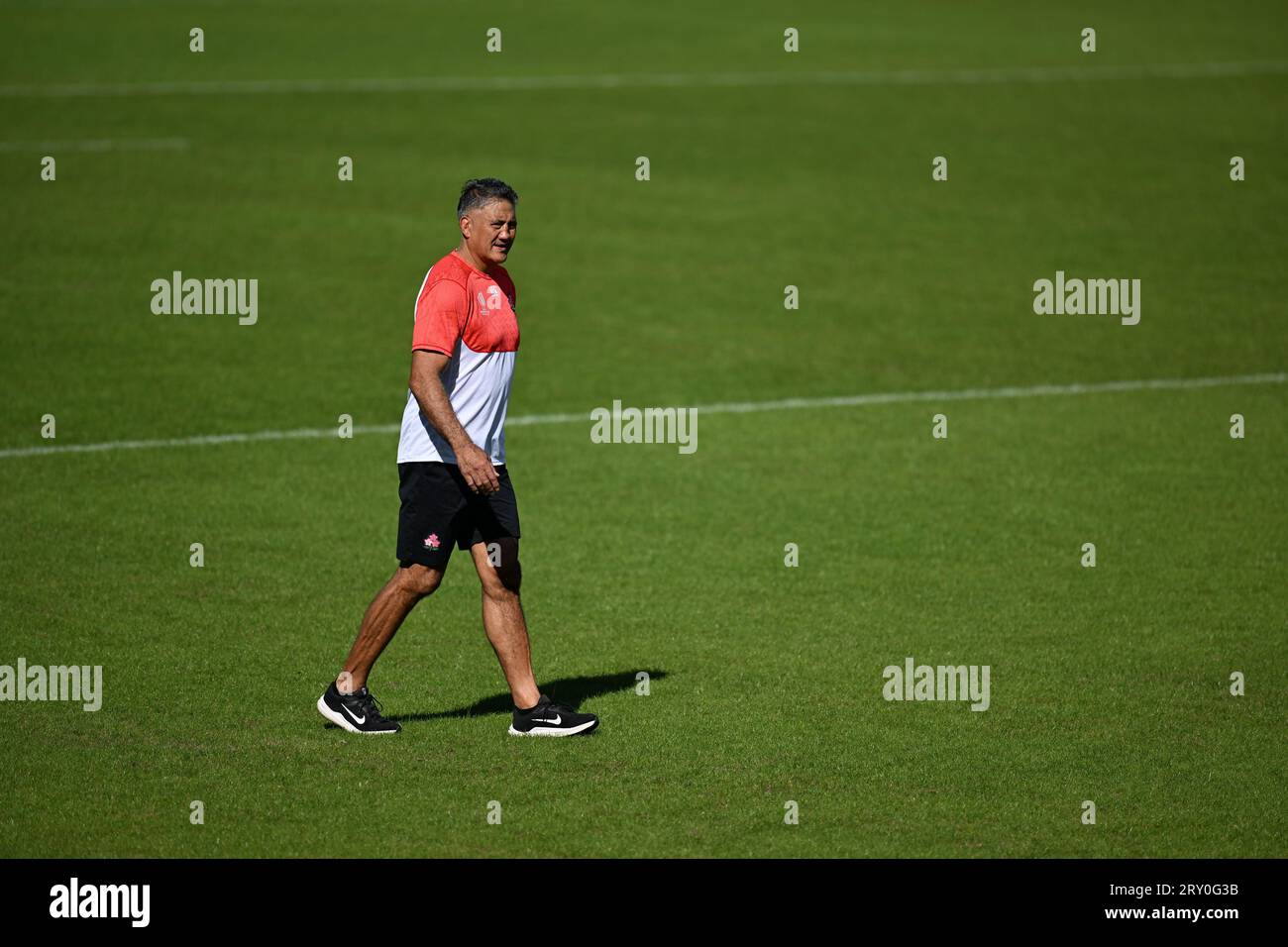 Toulouse coach hi-res stock photography and images - Alamy