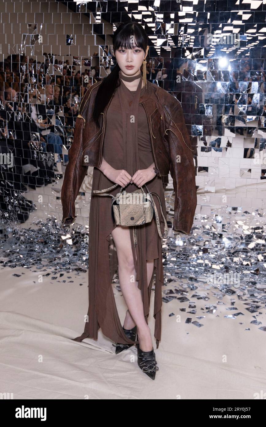 GISELLE attends ACNE STUDIOS Spring/Summer 2024 Runway during Paris ...