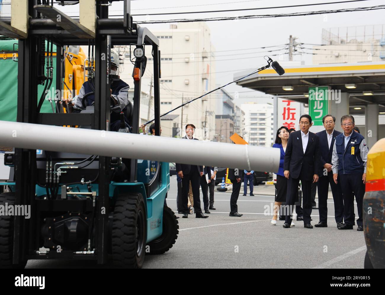 Tokyo Sept. 28, 2023,Japanese Prime Minister Fumio Kishida (front, L ...