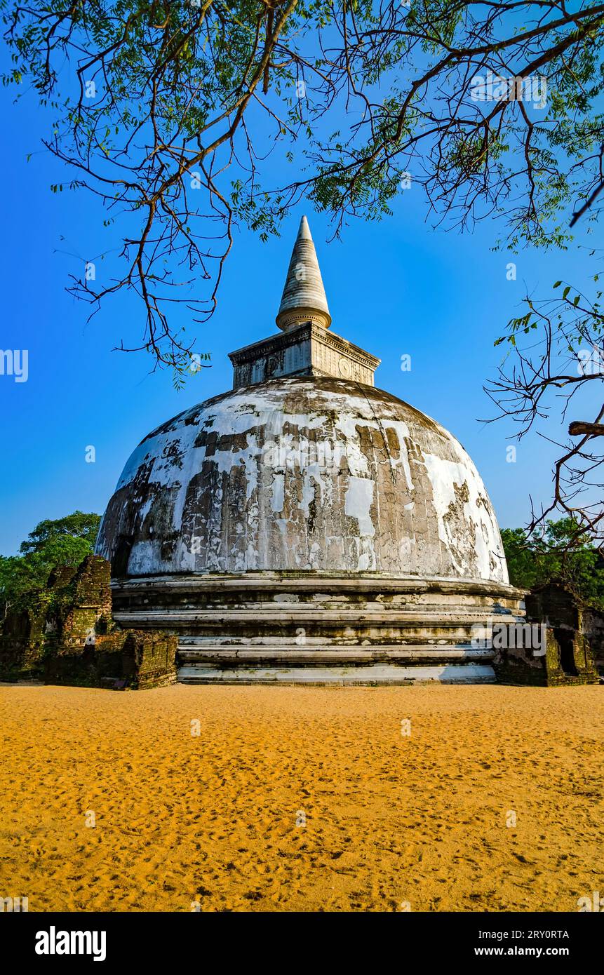 Ancient stupa Kiri Vehera Polonaruva in Sri Lanka. Protected by UNESCO ...