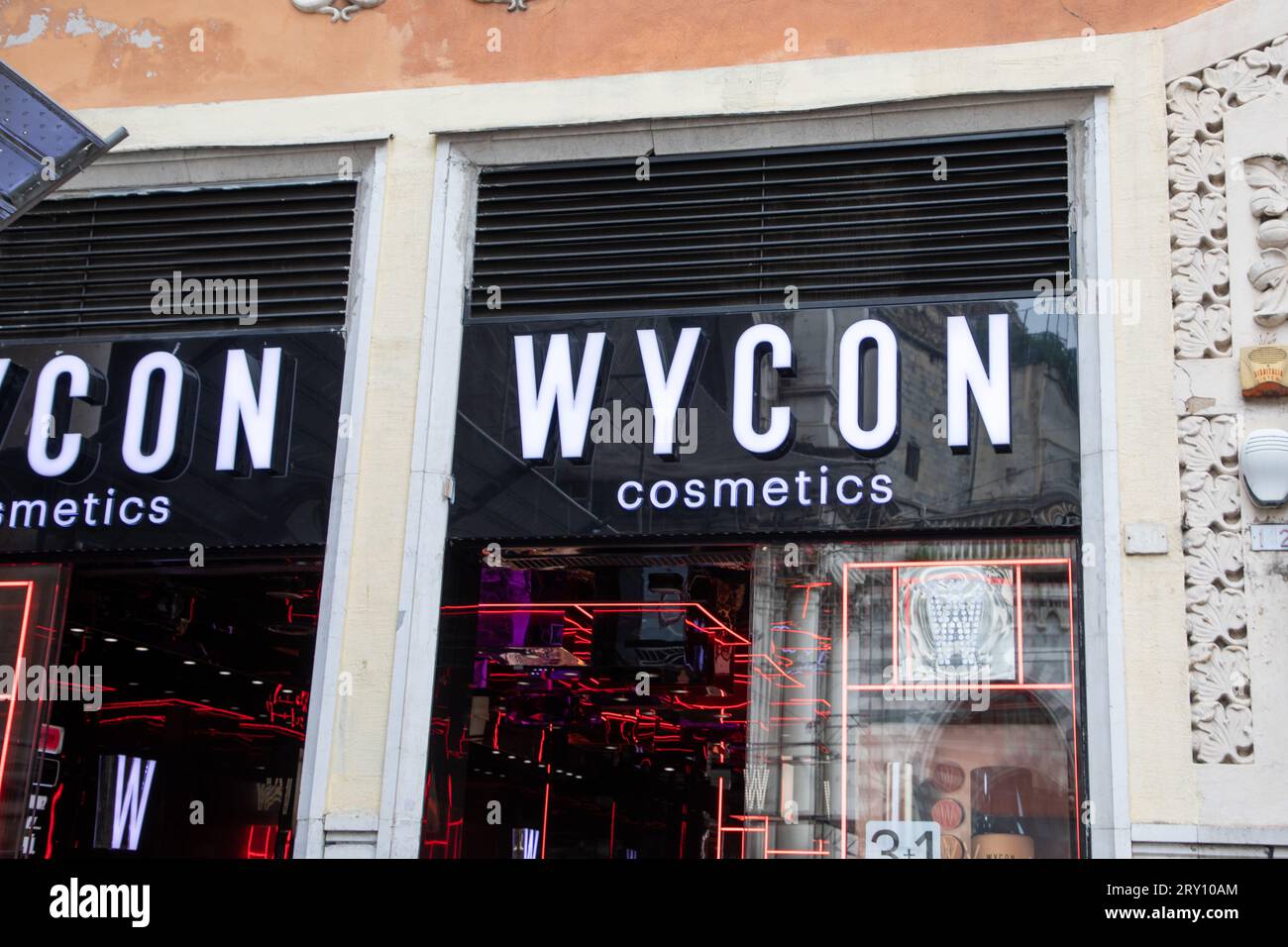 Chain Of Cosmetic Stores Logo