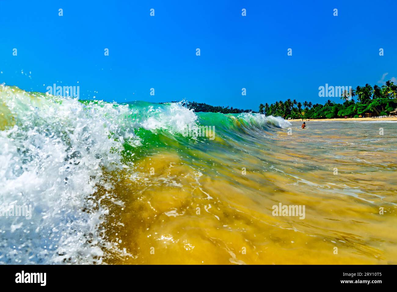 Huge ocean waves on the beach of Mirissa in Sri Lanka (Ceylon island ...