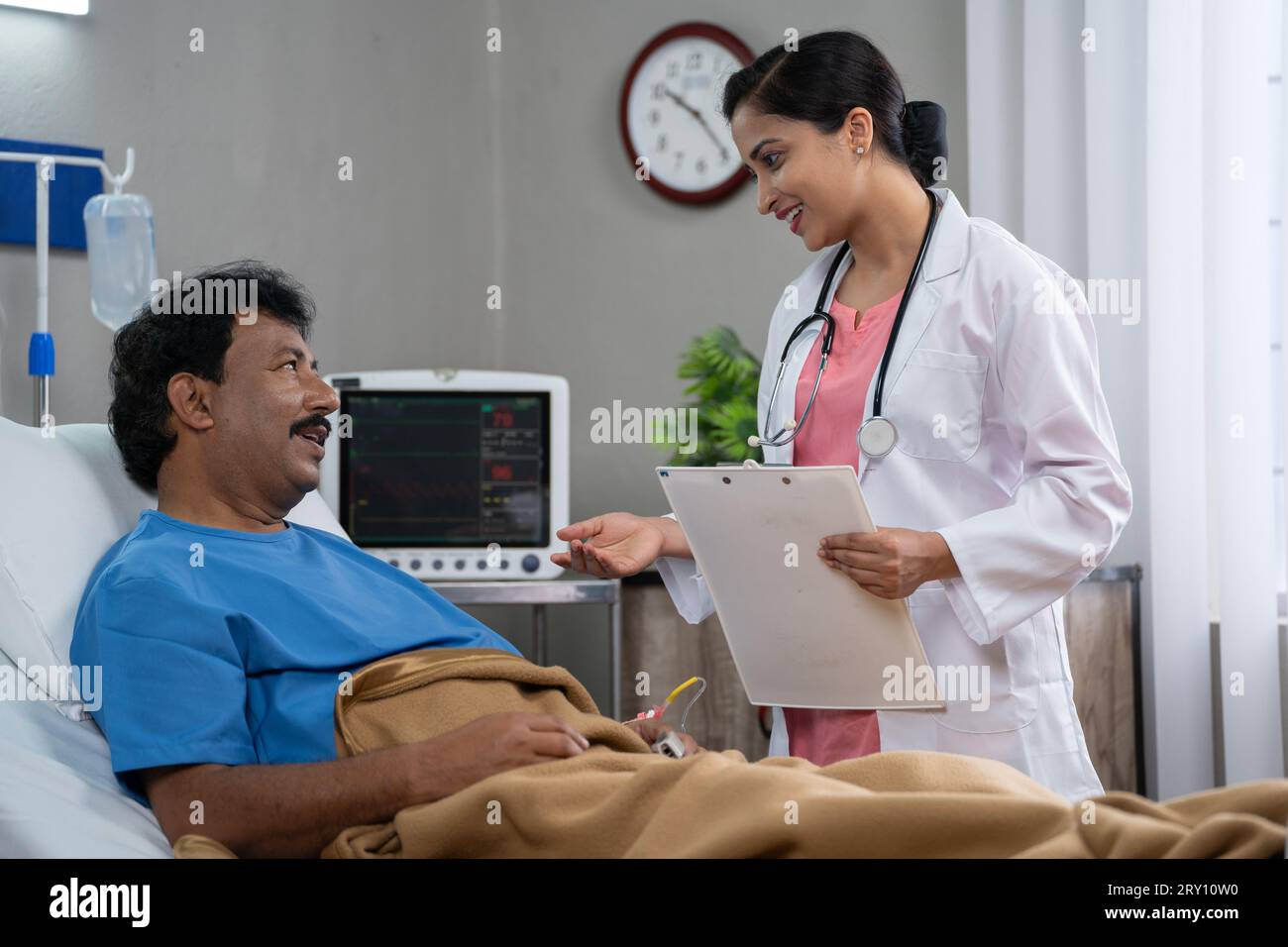 Surgery recovery sofa hi-res stock photography and images - Alamy