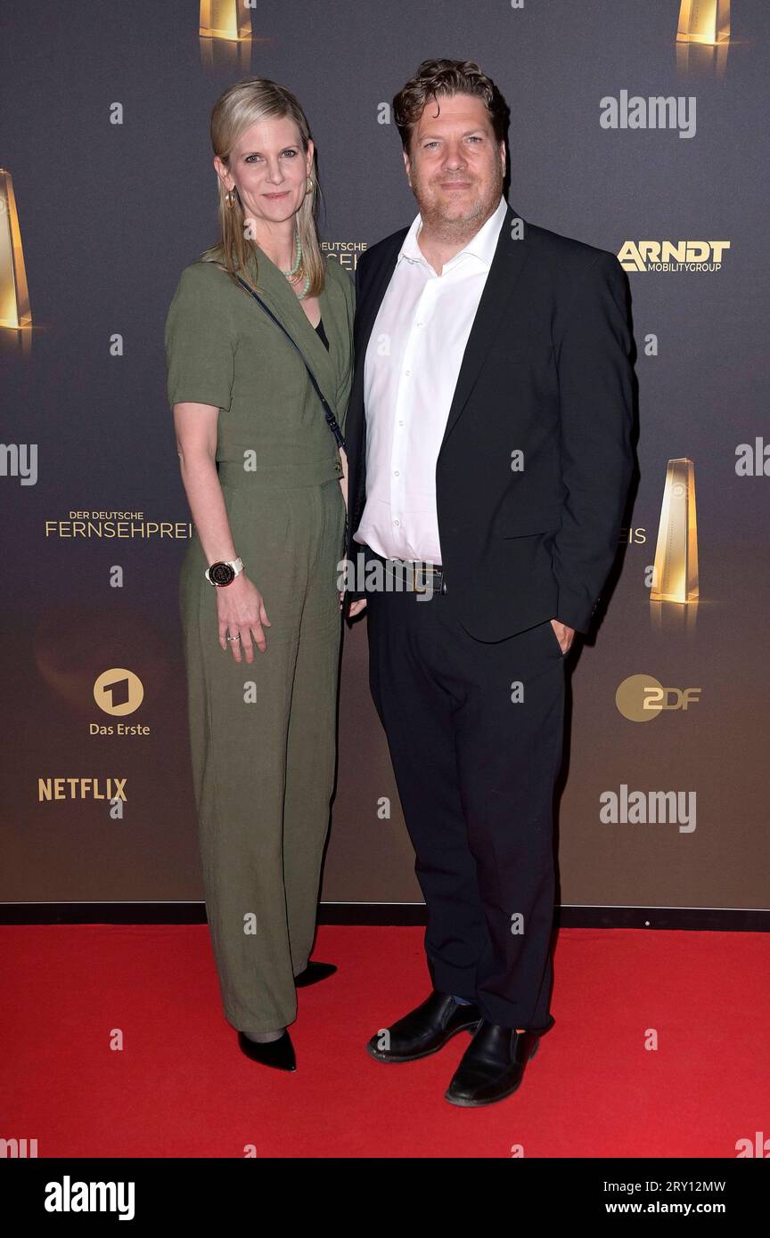 Dorothea Jacob und Arnim Butzen bei der Verleihung des Deutschen ...